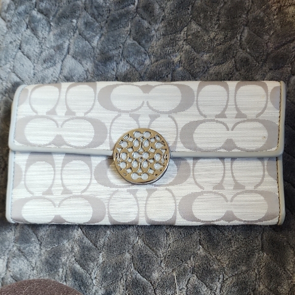 Coach | Bags | Coach Leather Signature C Slim Gray Pink Wallet Card ...